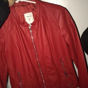 Liz's Closet (@shylizzie) | Poshmark